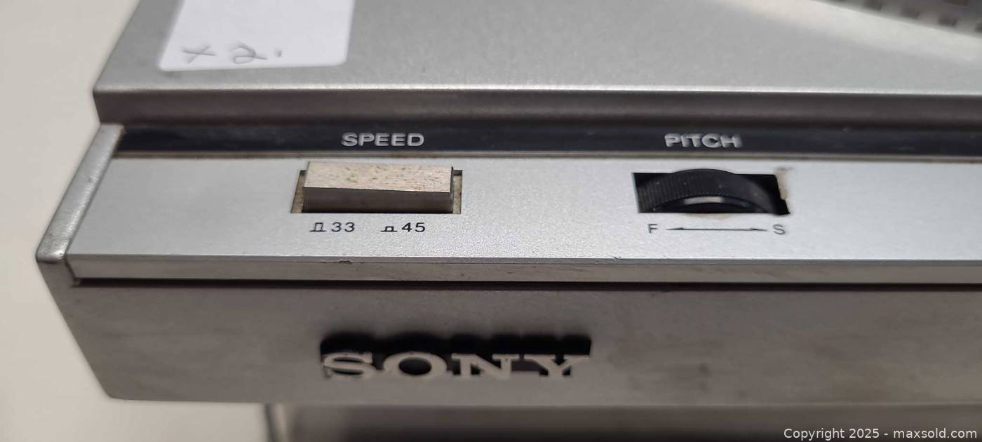 Sony PS-T22 stereo turntables, pair | Maxsold