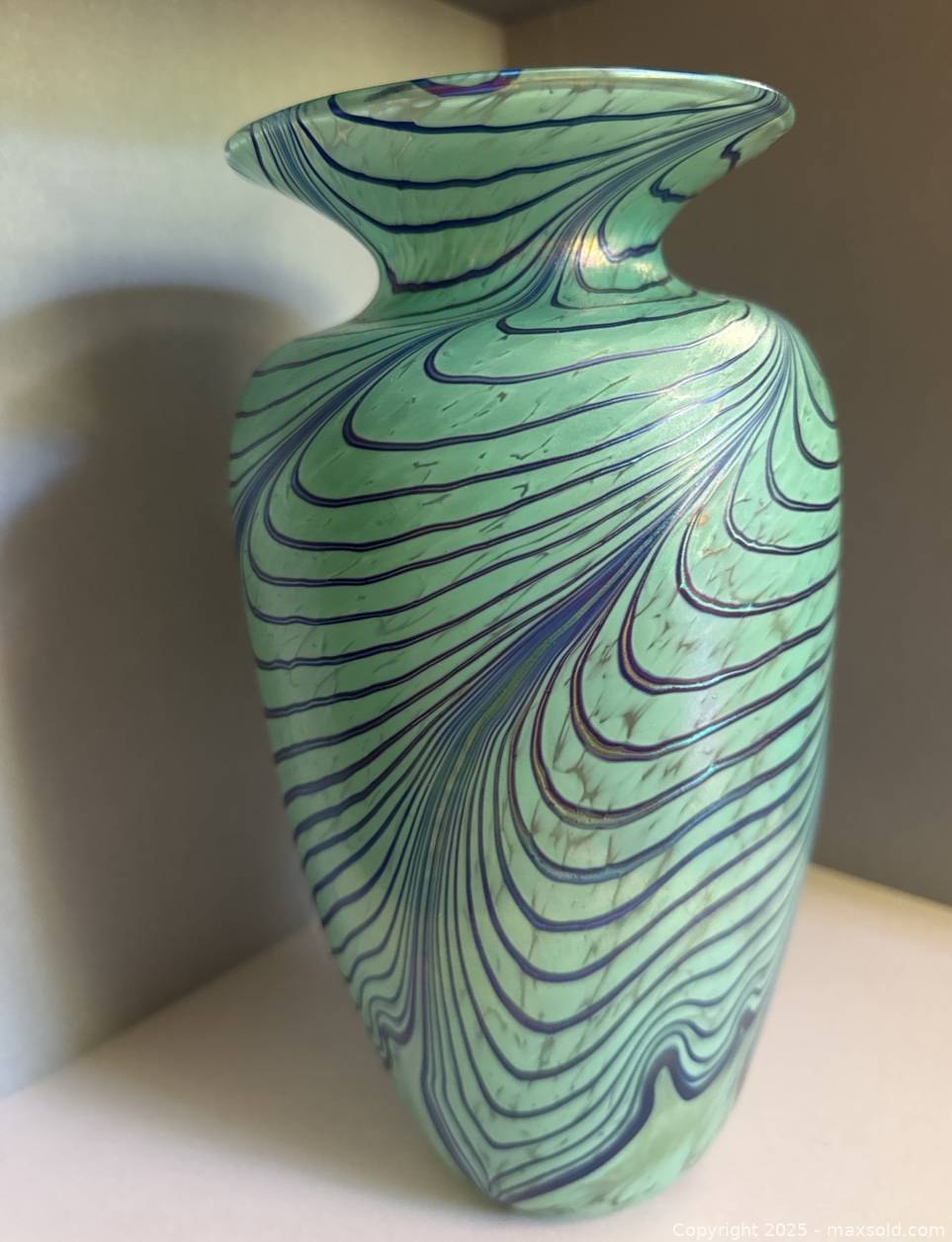 Robert Held signed iridescent art glass vase | Maxsold