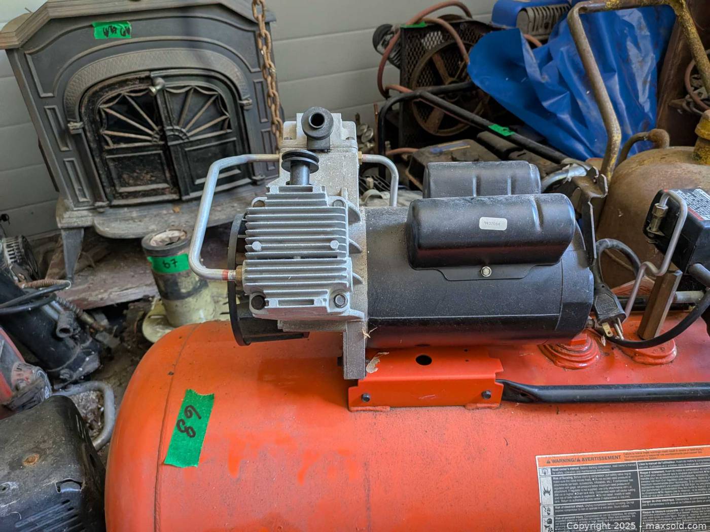 DeVilbiss ProAir II PACTV530 30-Gal 5 HP Air Compressor | Maxsold