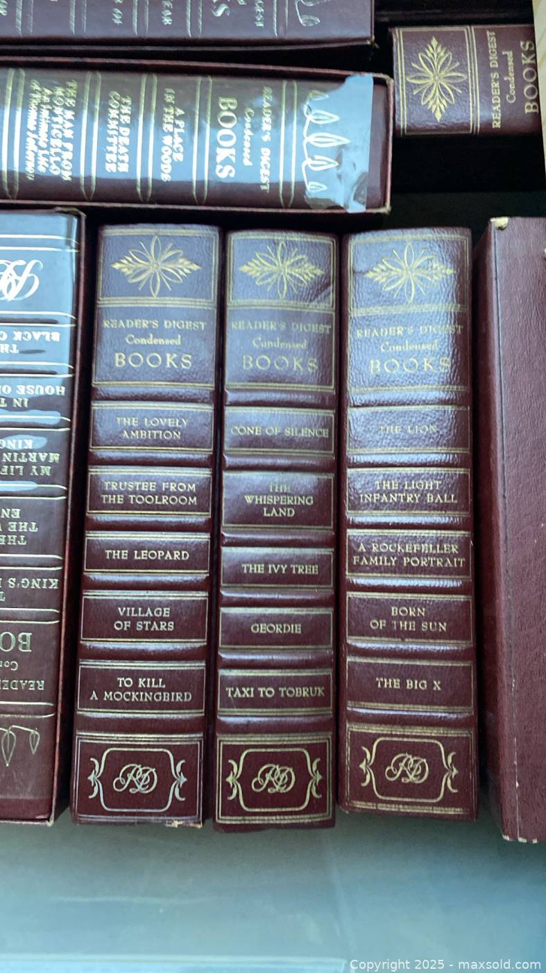 Reader's Digest Condensed Books leatherette set | Maxsold