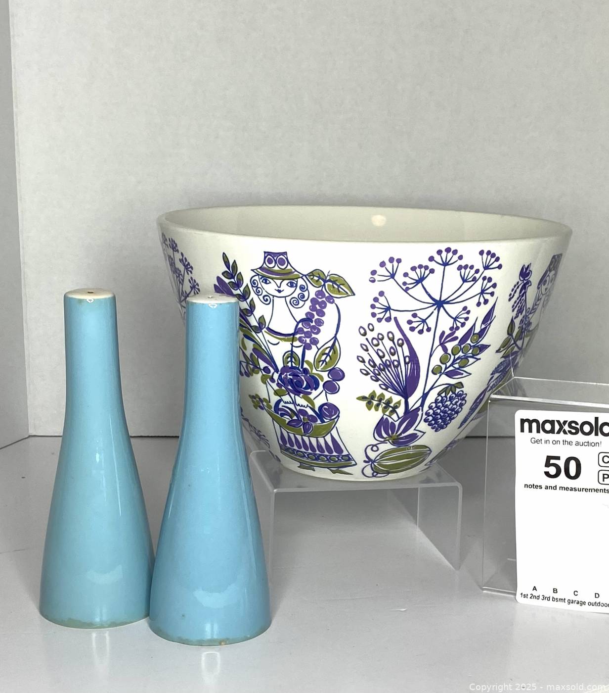 Figgjo Norway Lotte Bowl & Miksa Shakers | Maxsold