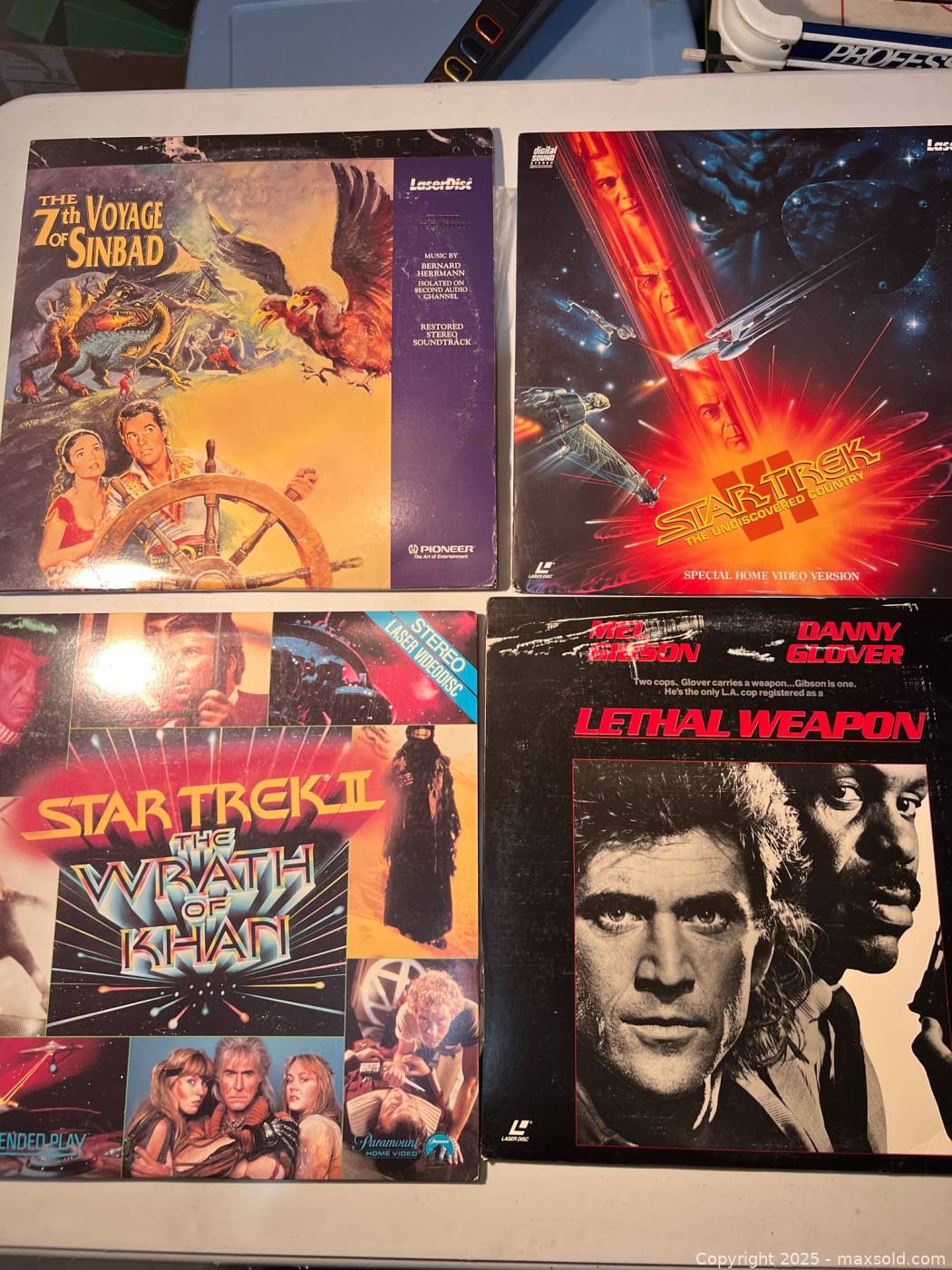 Eight LaserDiscs – Mixed Feature Films | Maxsold