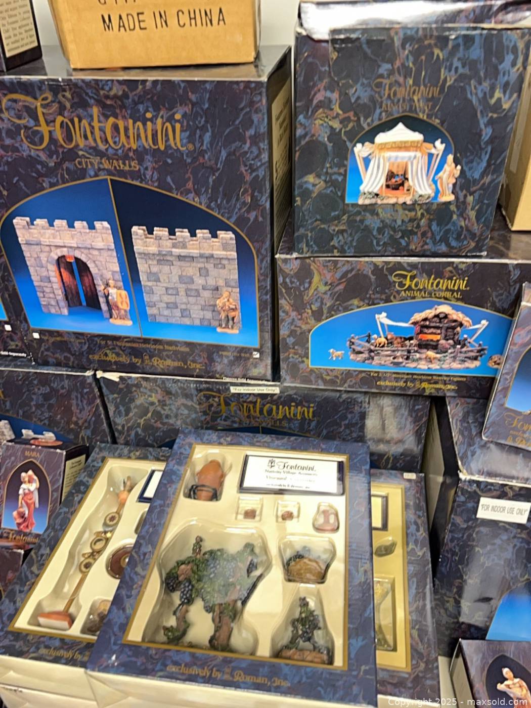 Fontanini Nativity figures, accessories, structures, 80+ boxed | Maxsold