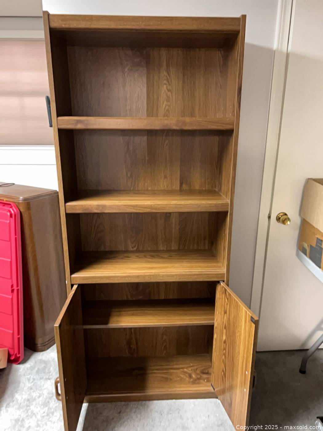 Laminate bookcase with 3 shelves and 2-door cabinet, 30x12x71 in | Maxsold