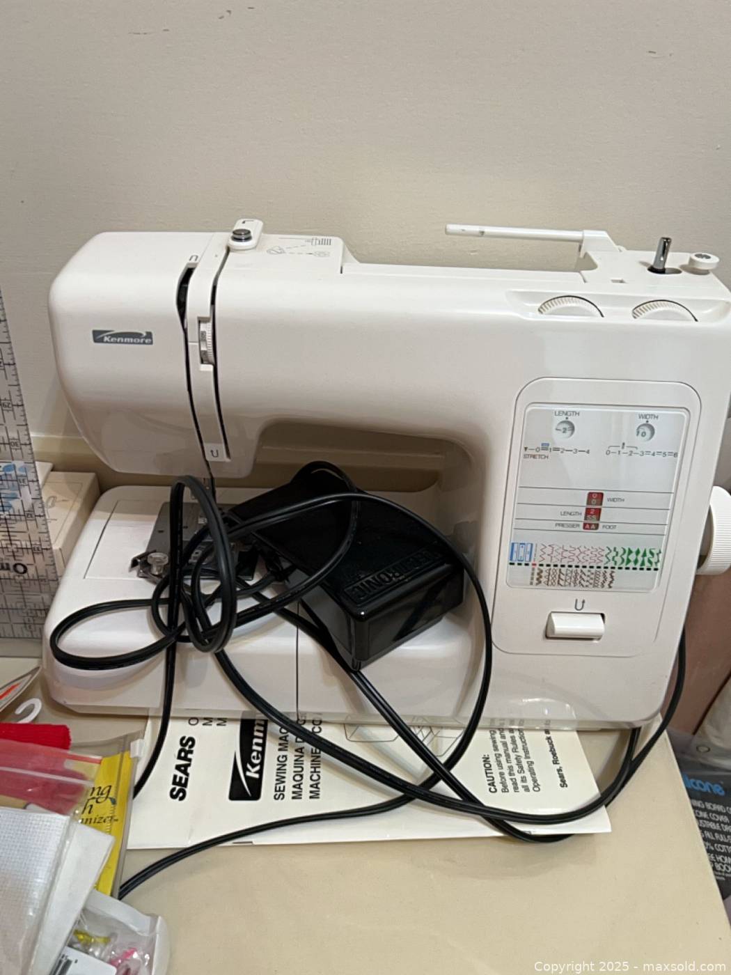 Kenmore electric sewing machine with sewing notions lot | Maxsold