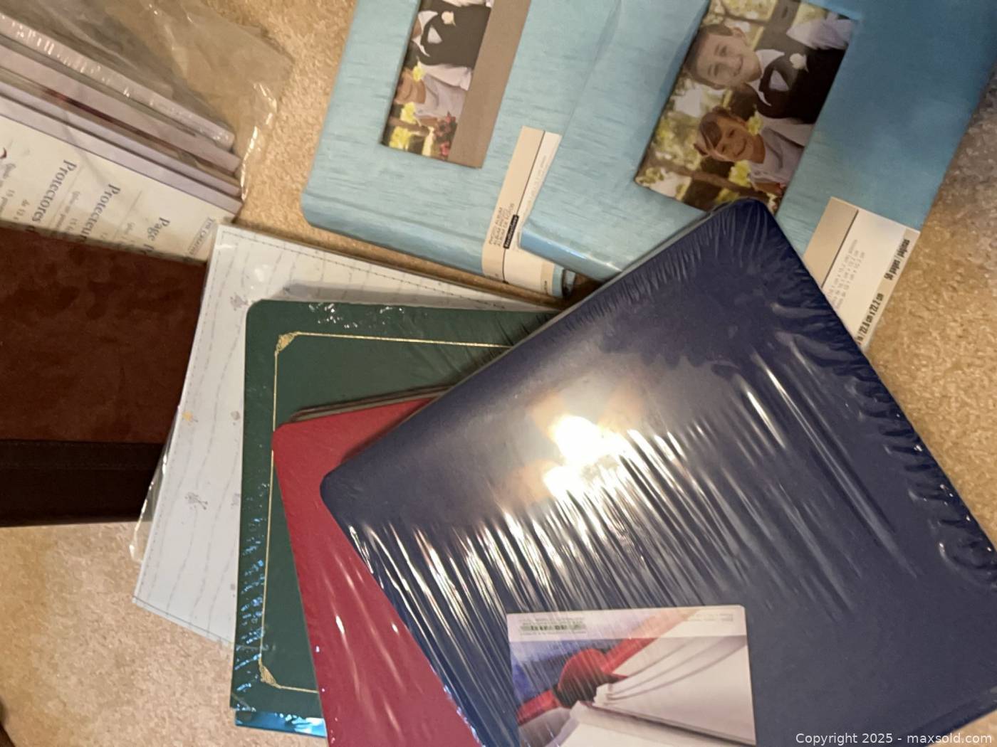 Scrapbooking Supply Lot With Storage Cases | Maxsold