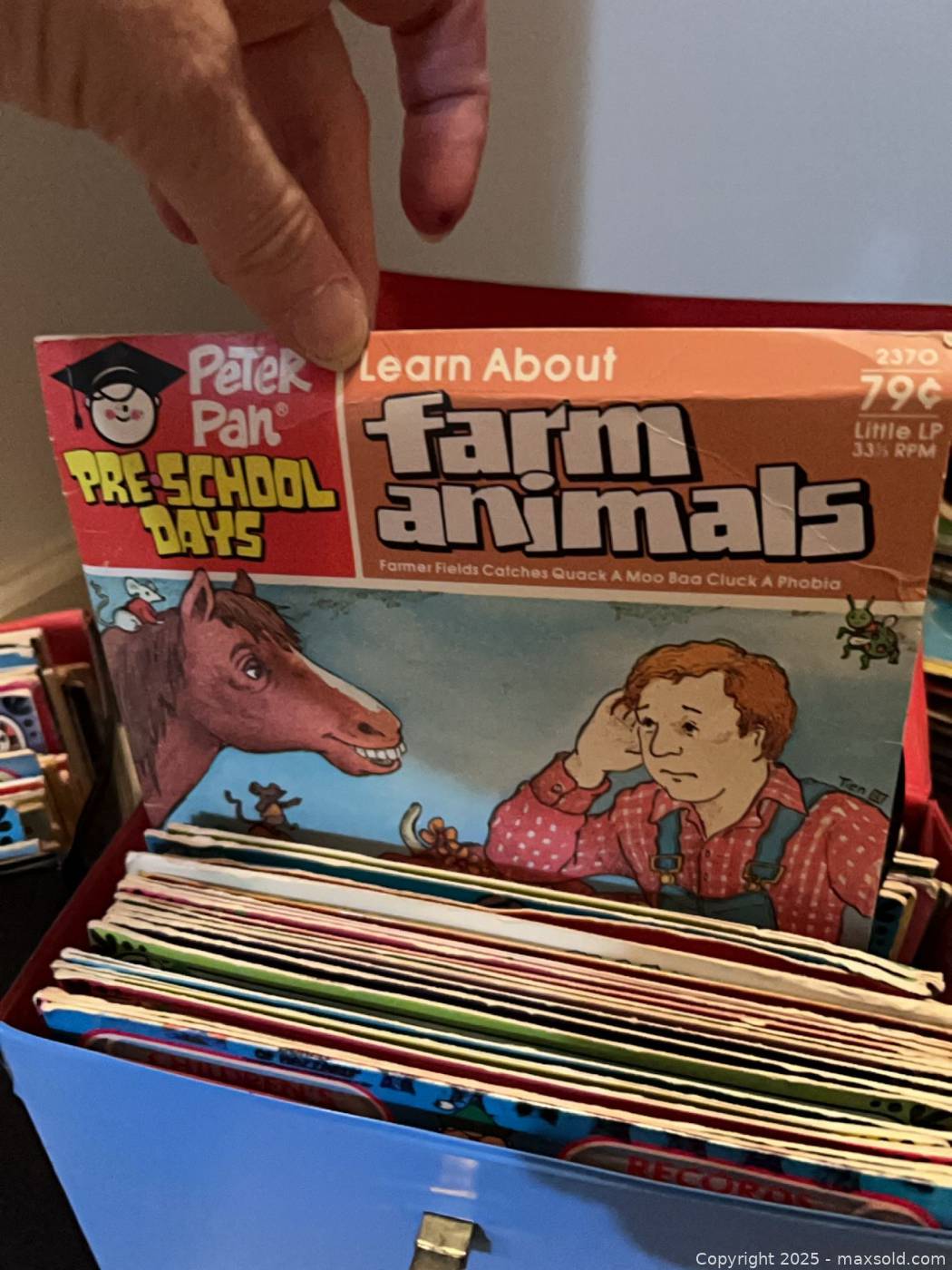 Mixed vinyl records with two cases | Maxsold