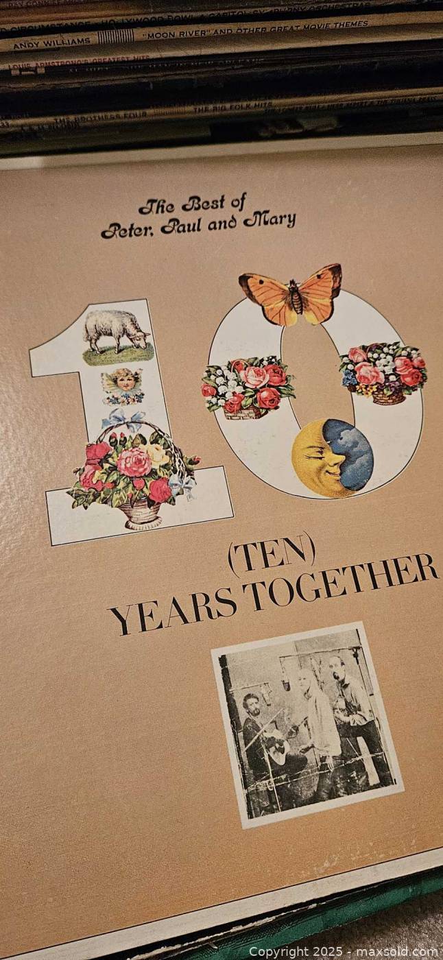 Vinyl LPs, 45 RPM Singles, 2 Green Record Cases | Maxsold