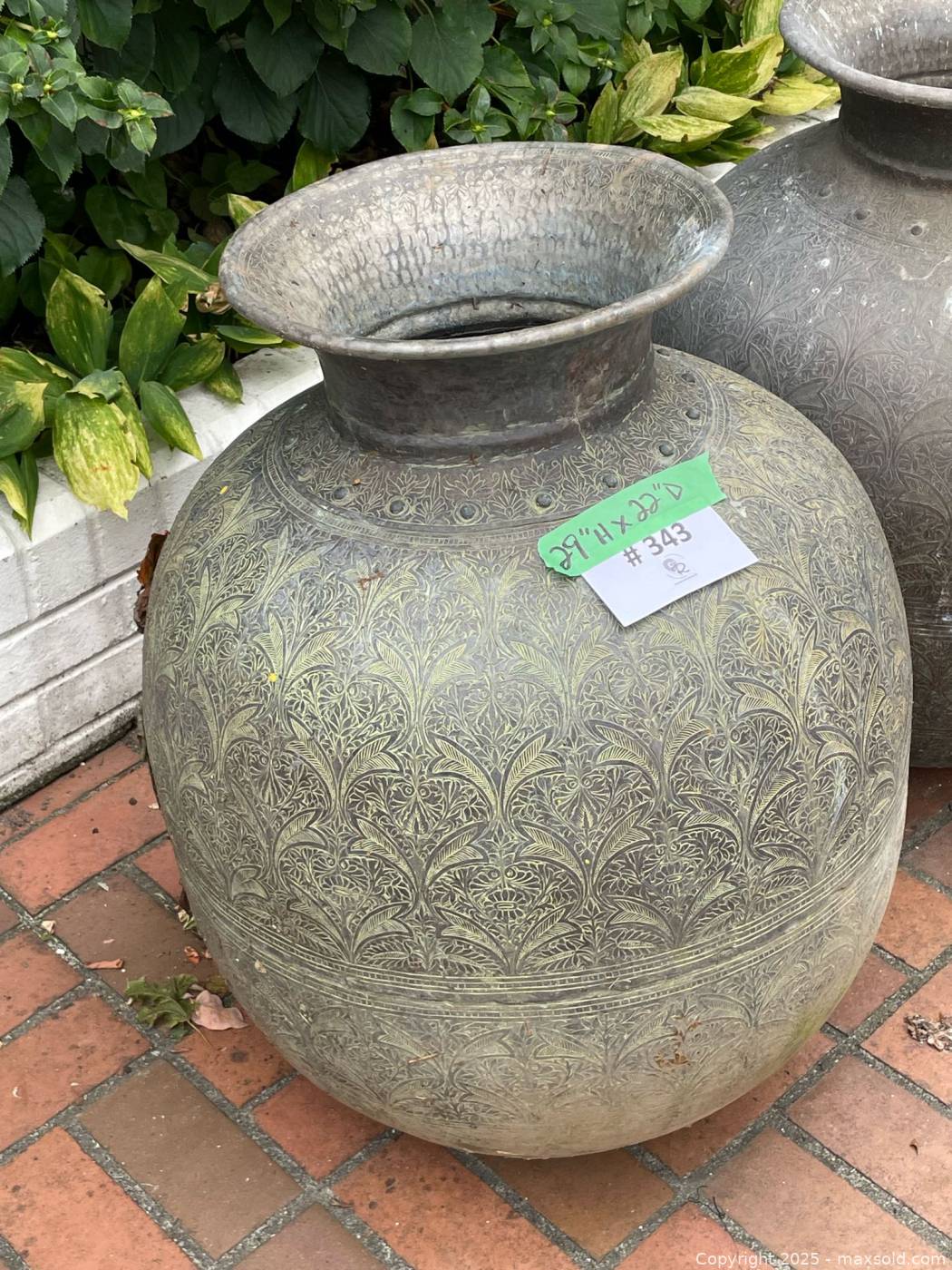 Large vintage Ganga-Jumna style pot | Maxsold