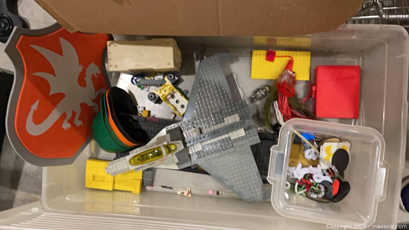 X-Trek Micro Racing System, LEGOs, Plush Toys | Maxsold