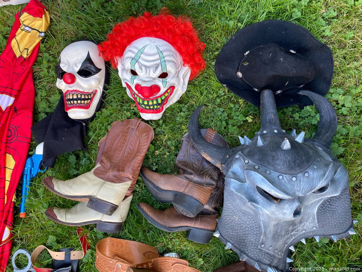 Costumes, masks, boots & accessories | Maxsold