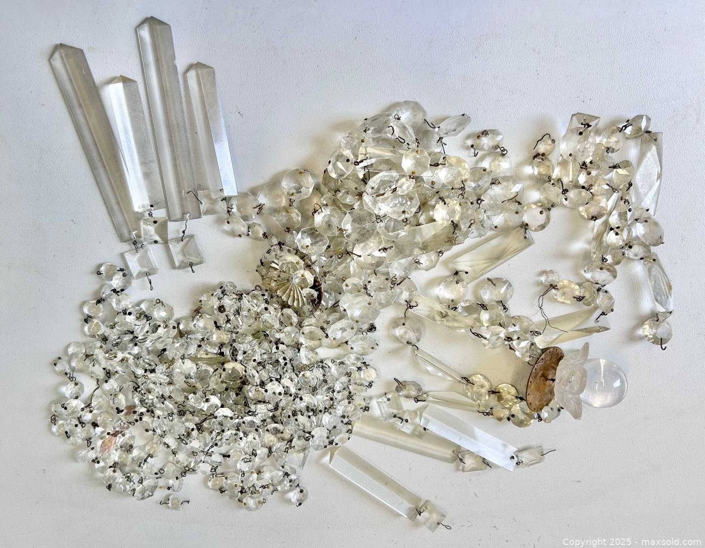 Antique cut crystal lamp prism salvage | Maxsold