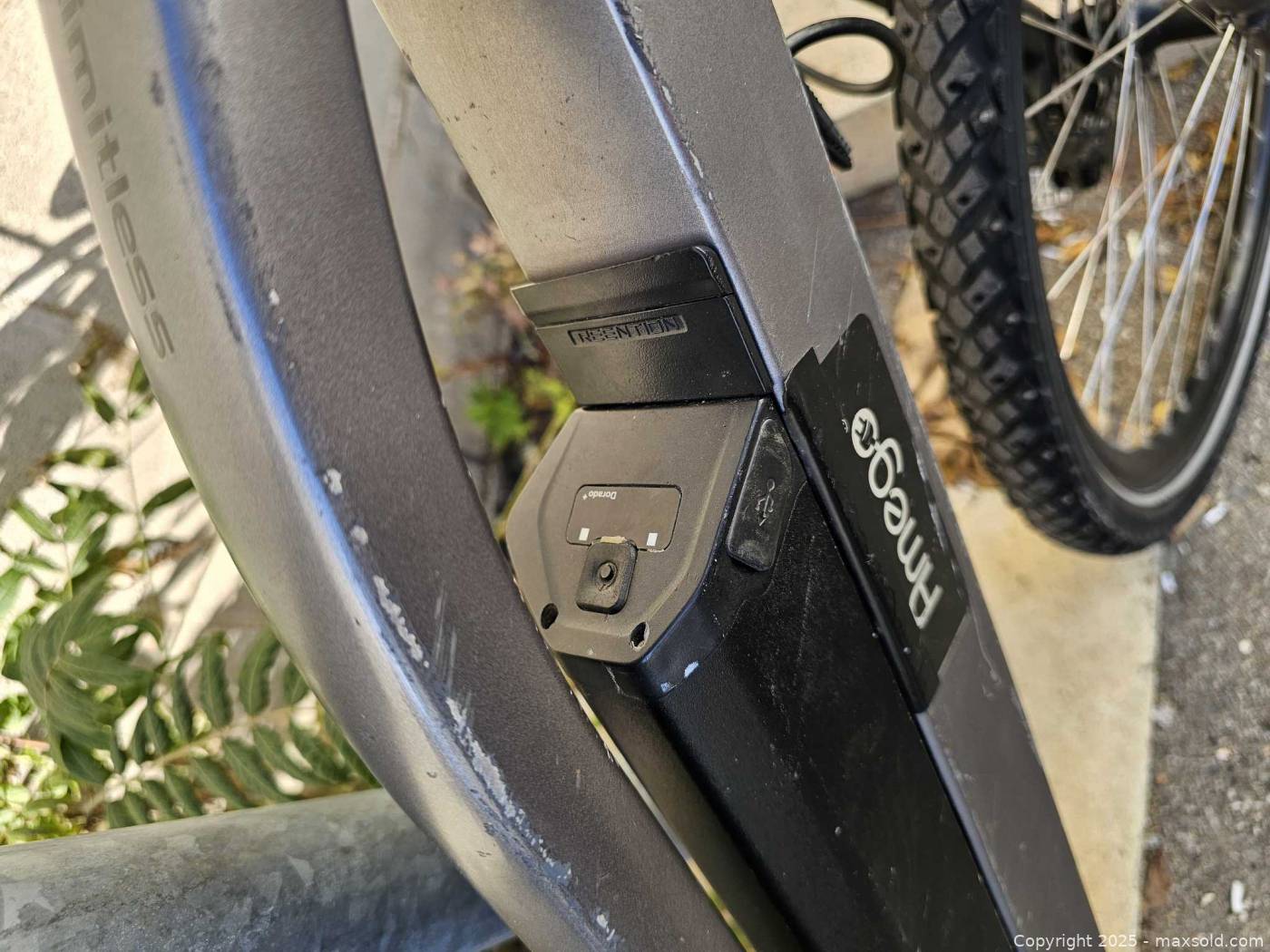 Amego Ringo S Electric Bike | Maxsold