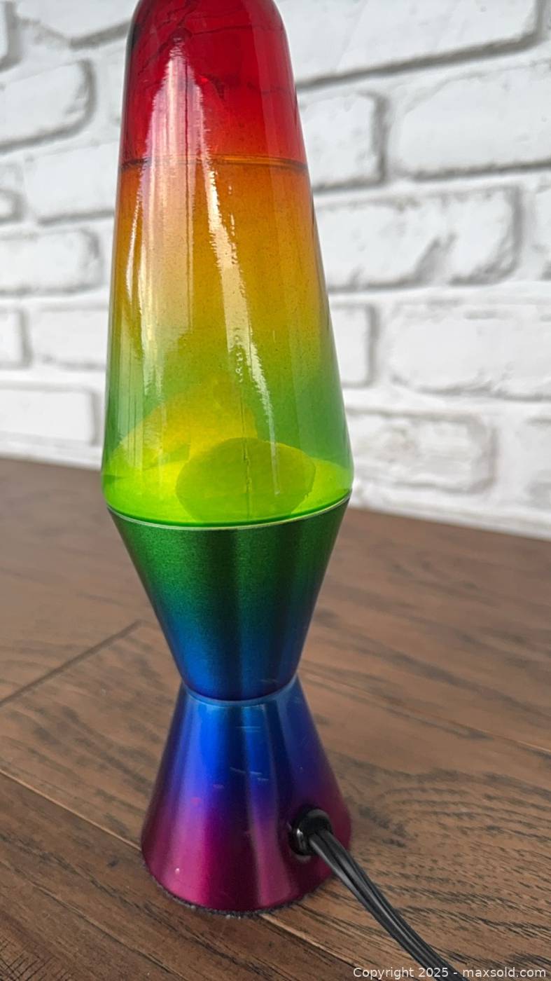 Rainbow lava lamp 10" tested working | Maxsold
