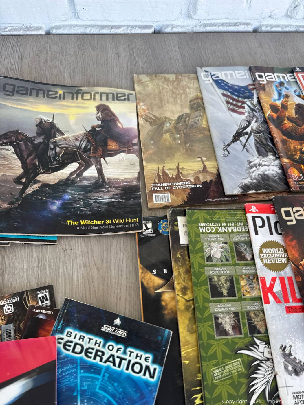 Video game magazines, Wii games, loose DVDs | Maxsold