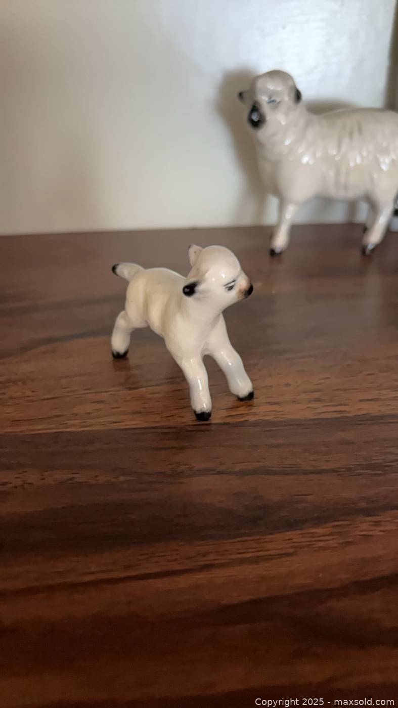 Beswick England ceramic sheep figurines | Maxsold