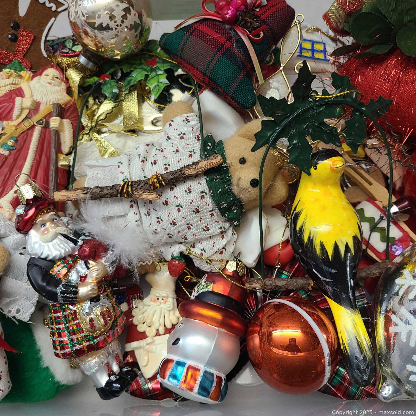 Assorted Christmas Tree Ornaments | Maxsold