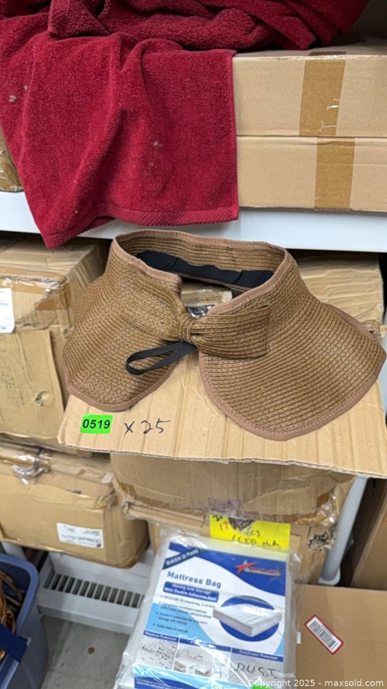 25 new woven wicker-style bucket hats | Maxsold