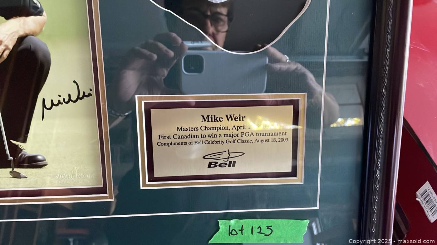 Signed Mike Weir framed golf display | Maxsold