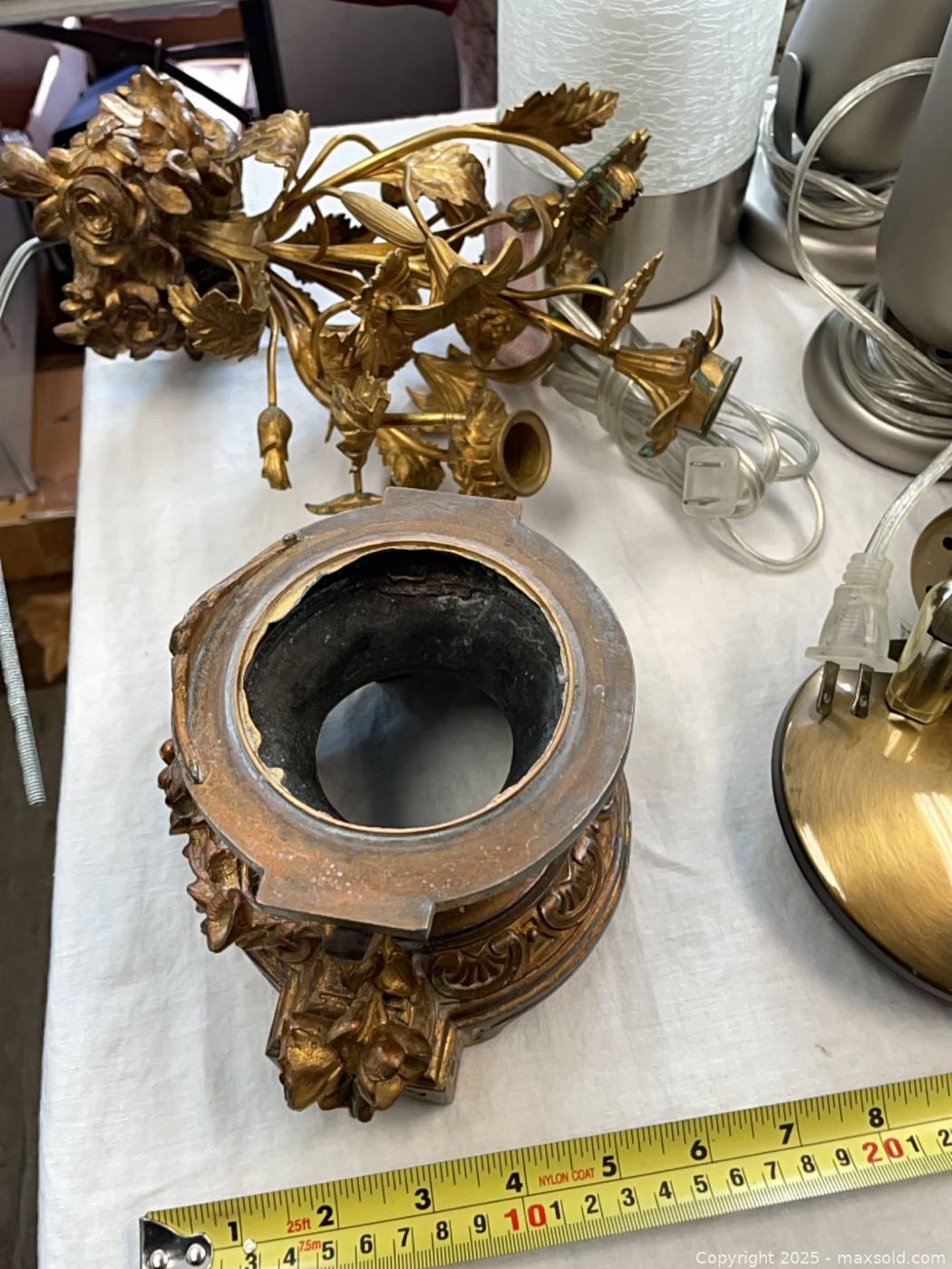 Wall sconces stained-glass table lamp parts | Maxsold