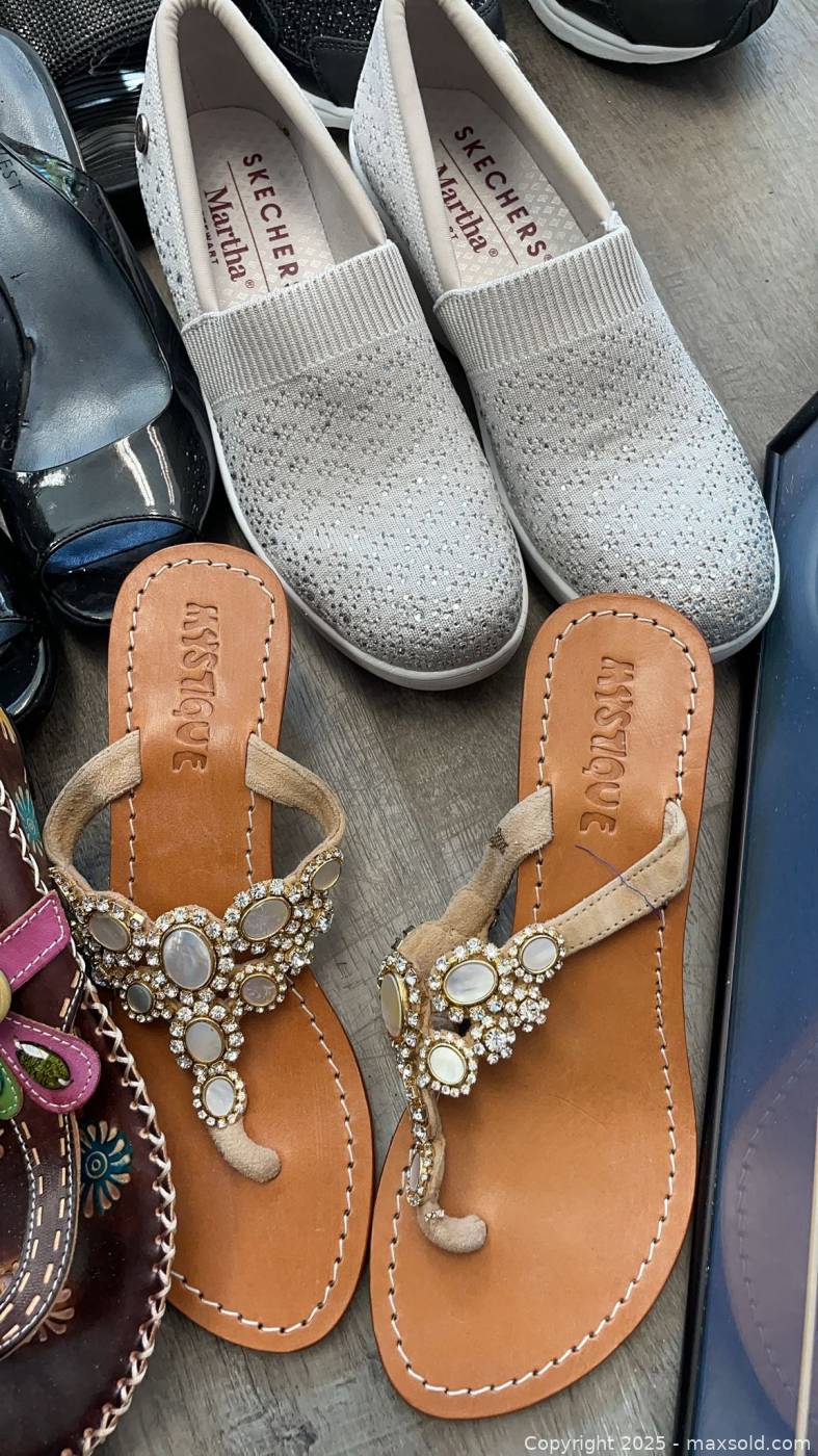 Women’s shoes size 5–6 mixed lot | Maxsold