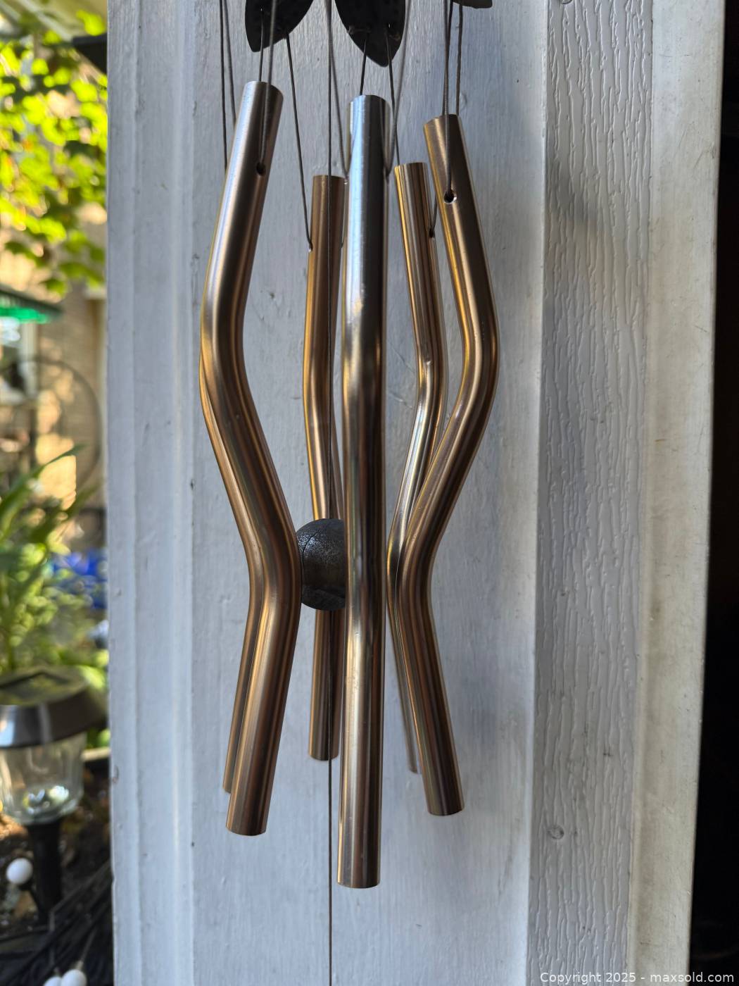 Metal rooster wind chime | Maxsold