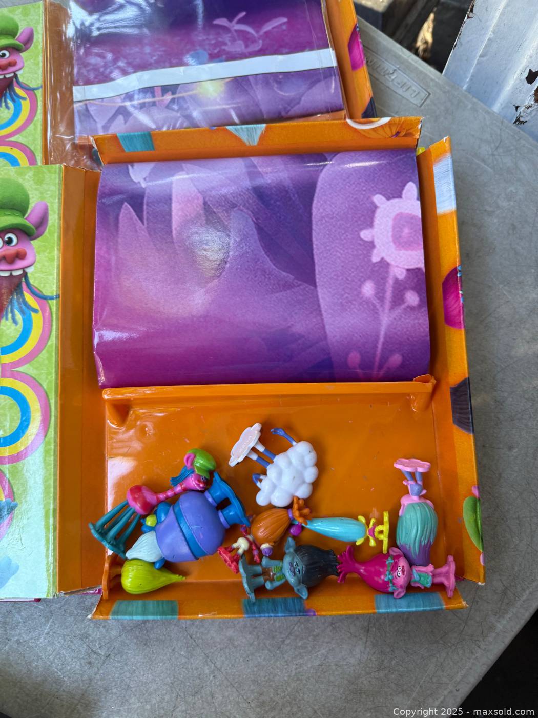 DreamWorks Trolls My Busy Books x2 | Maxsold