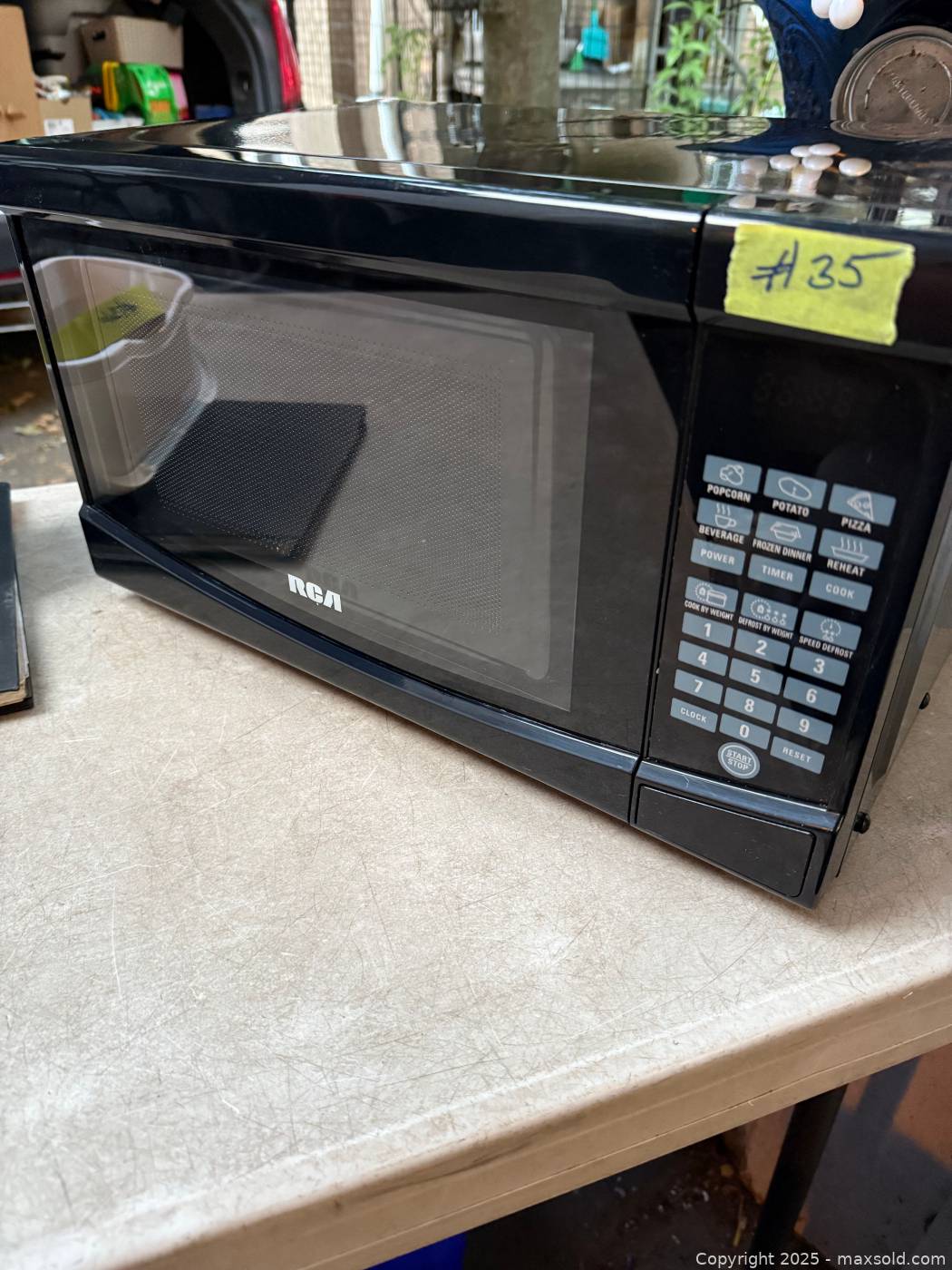 RCA microwave oven | Maxsold