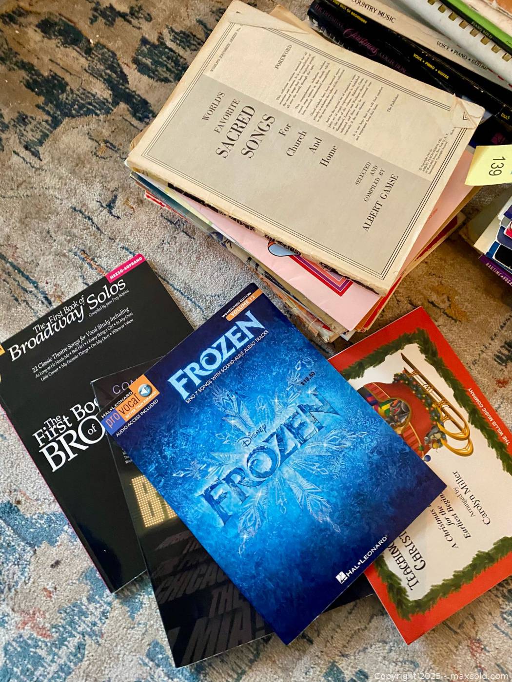 Large sheet music collection | Maxsold