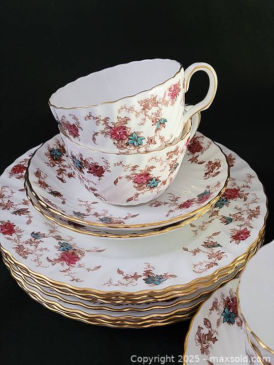 Minton bone china floral dinnerware 48-pcs | Maxsold