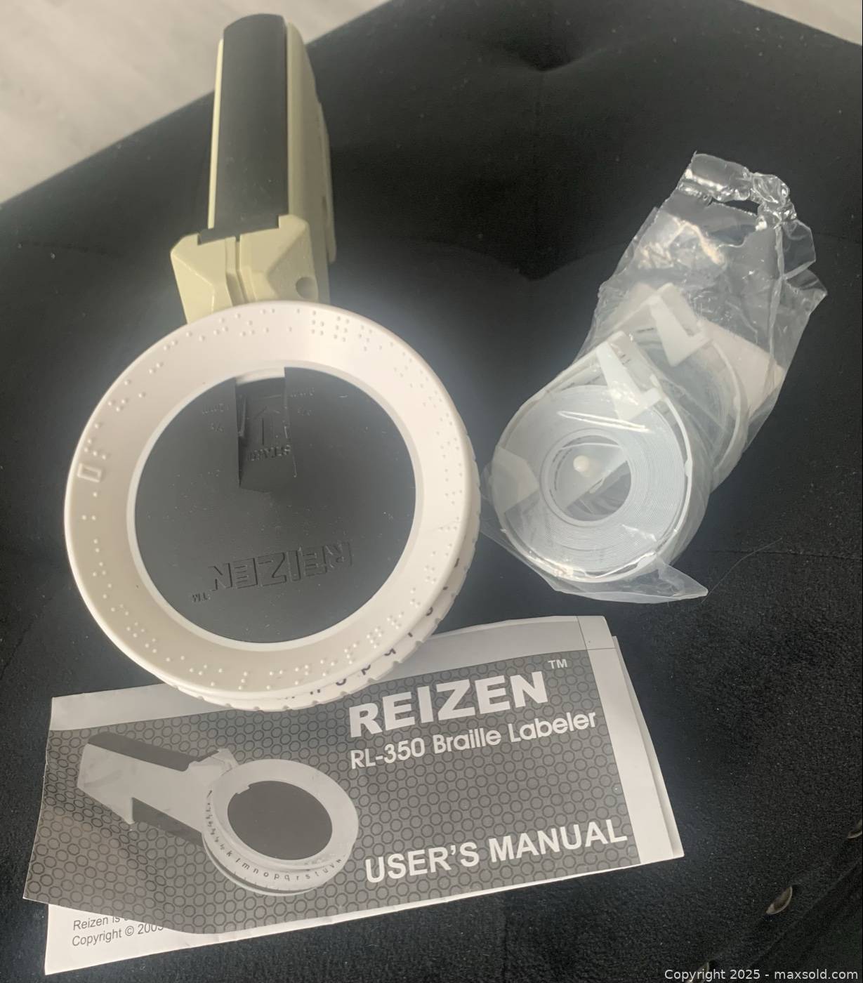 Reizen RL-350 Braille Labeler With Tapes | Maxsold