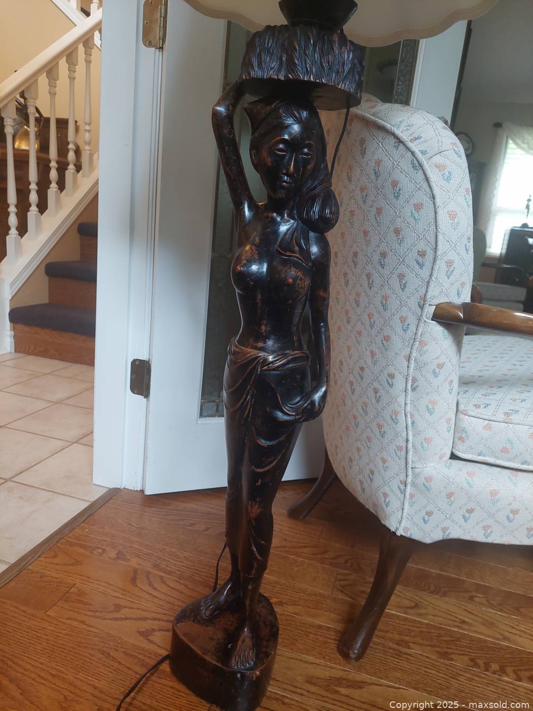 Vintage carved wood female form floor lamp | Maxsold