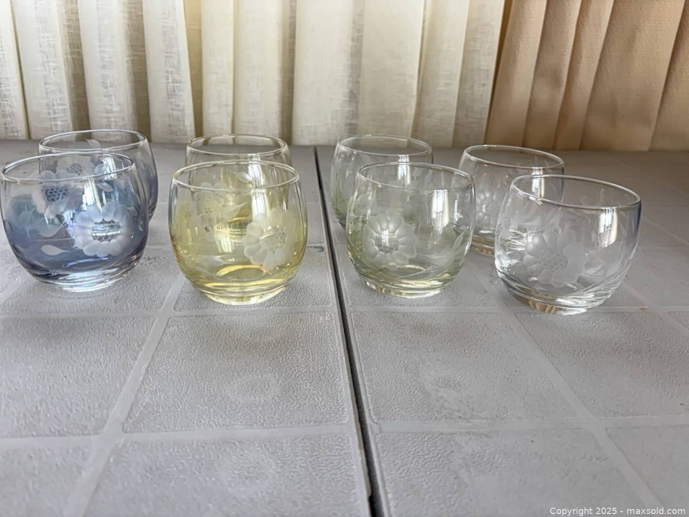 Etched colored glass rocks glasses set of 8 | Maxsold