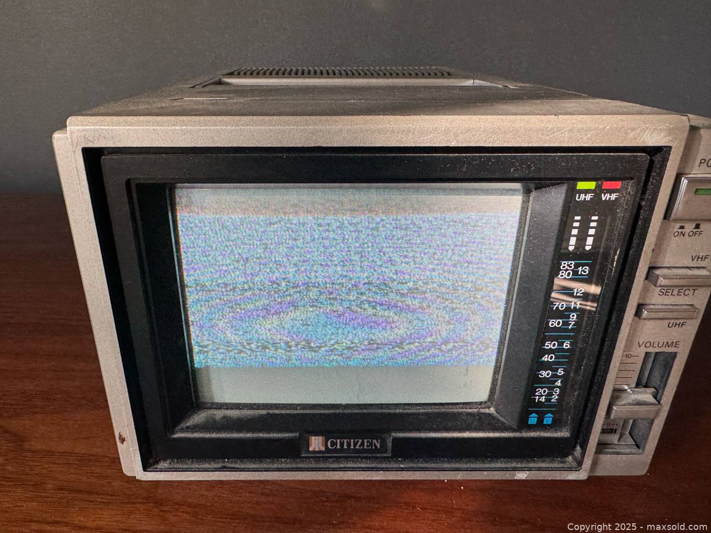 Vintage Citizen portable 5" color CRT TV | Maxsold
