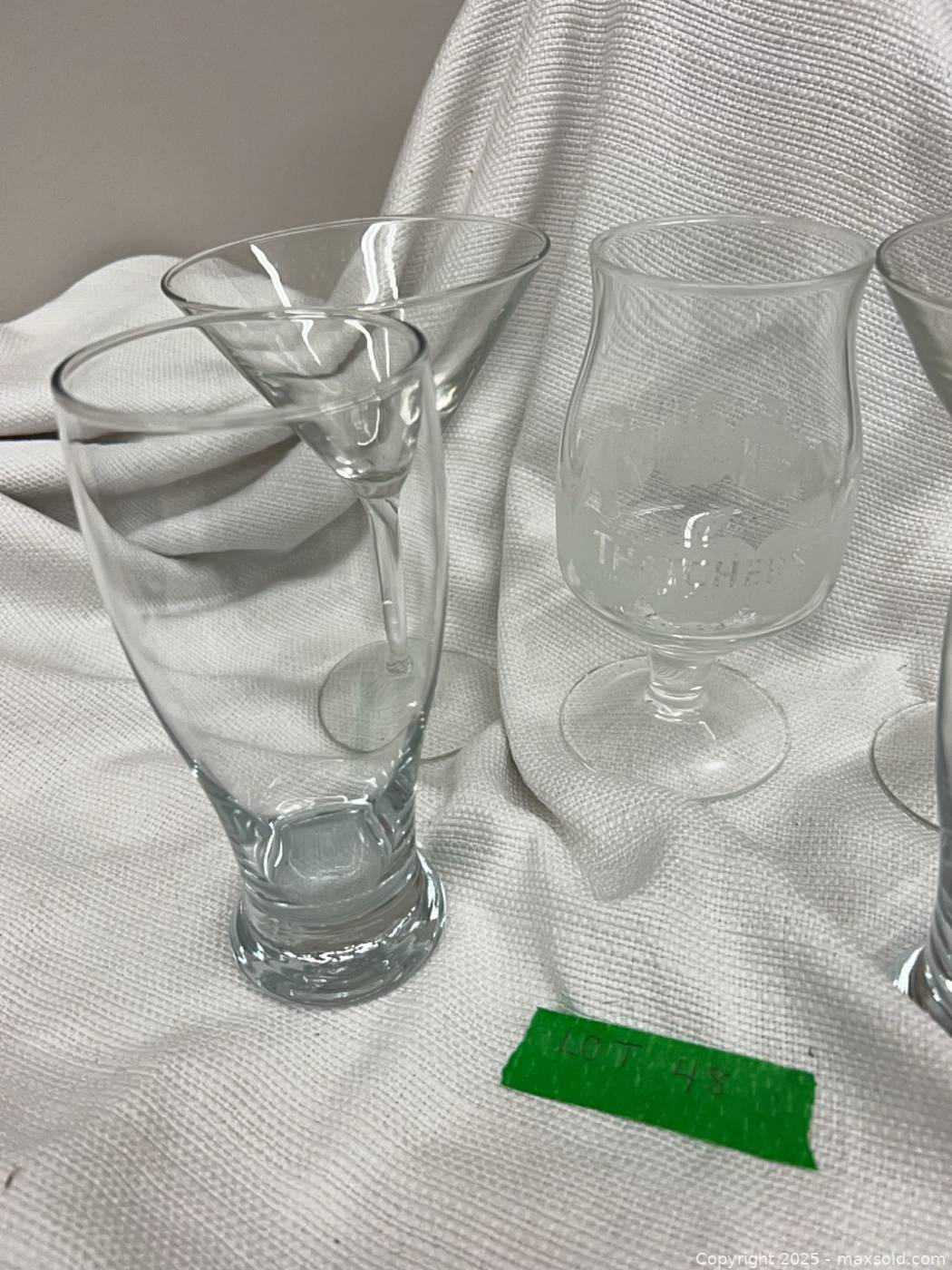 Bar Glassware | Maxsold