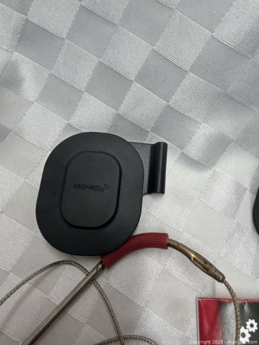 iDevices iGrill Mini Bluetooth Thermometer | Maxsold