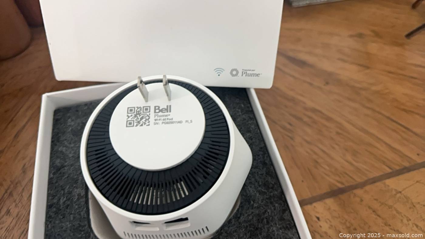 Bell Capsule Wi-Fi 6E Pod | Maxsold