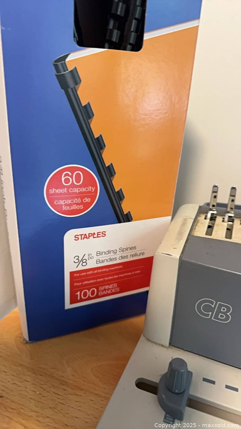 Fellowes CB9 binding machine, 3-hole punch, Staples comb spines | Maxsold