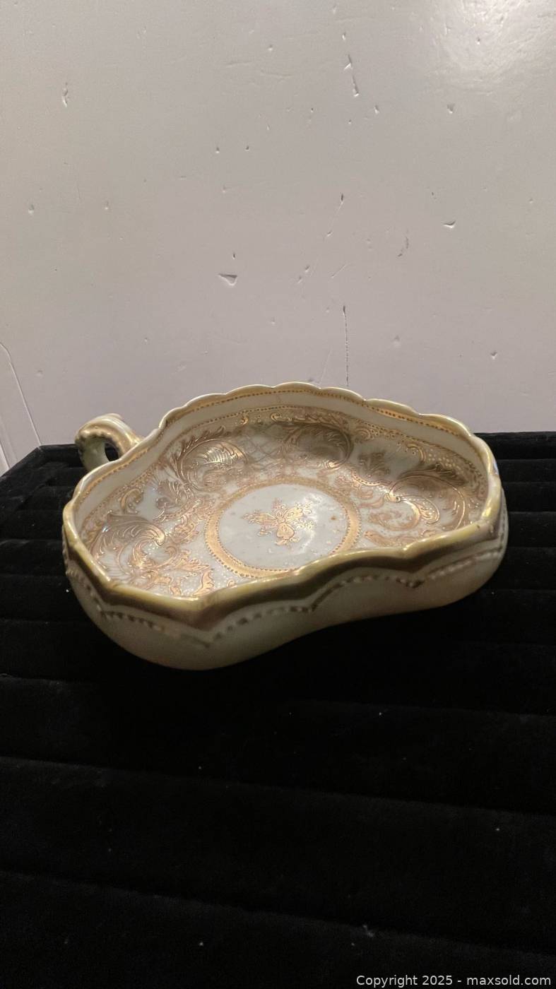 Antique Nippon hand-painted gold leaf candy dish | Maxsold