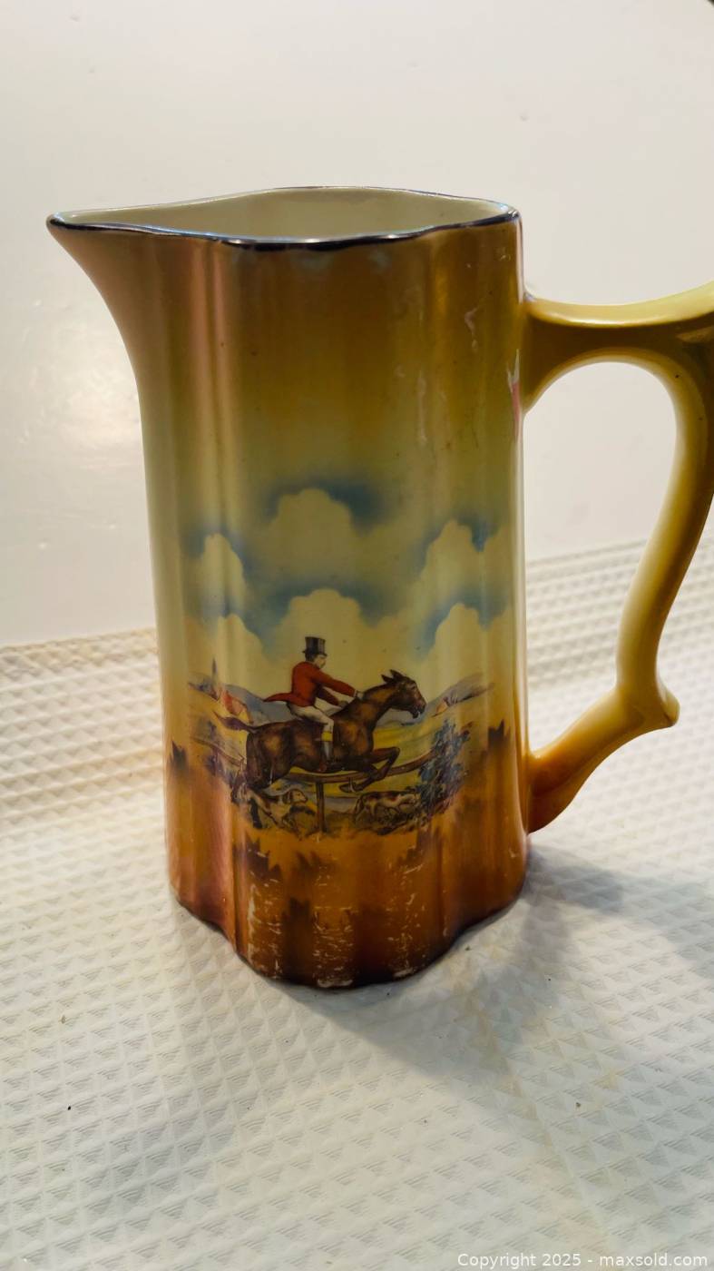 Czechoslovakia hand-painted ceramic jug | Maxsold