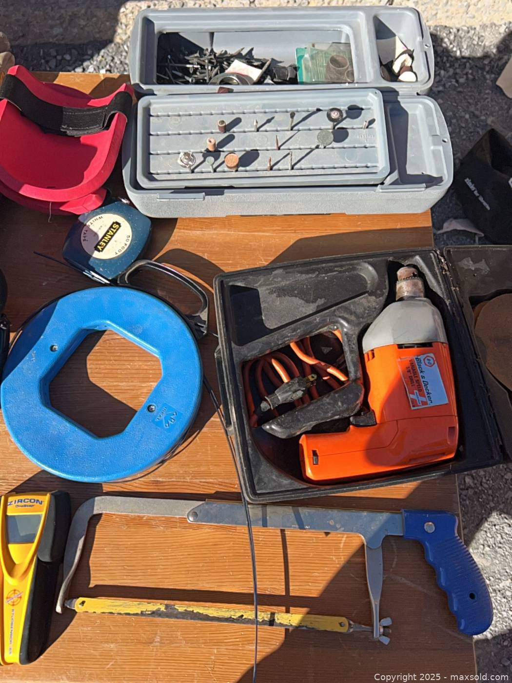 Hand Tools, Stud Finders, Heat Gun & Safety Gear | Maxsold