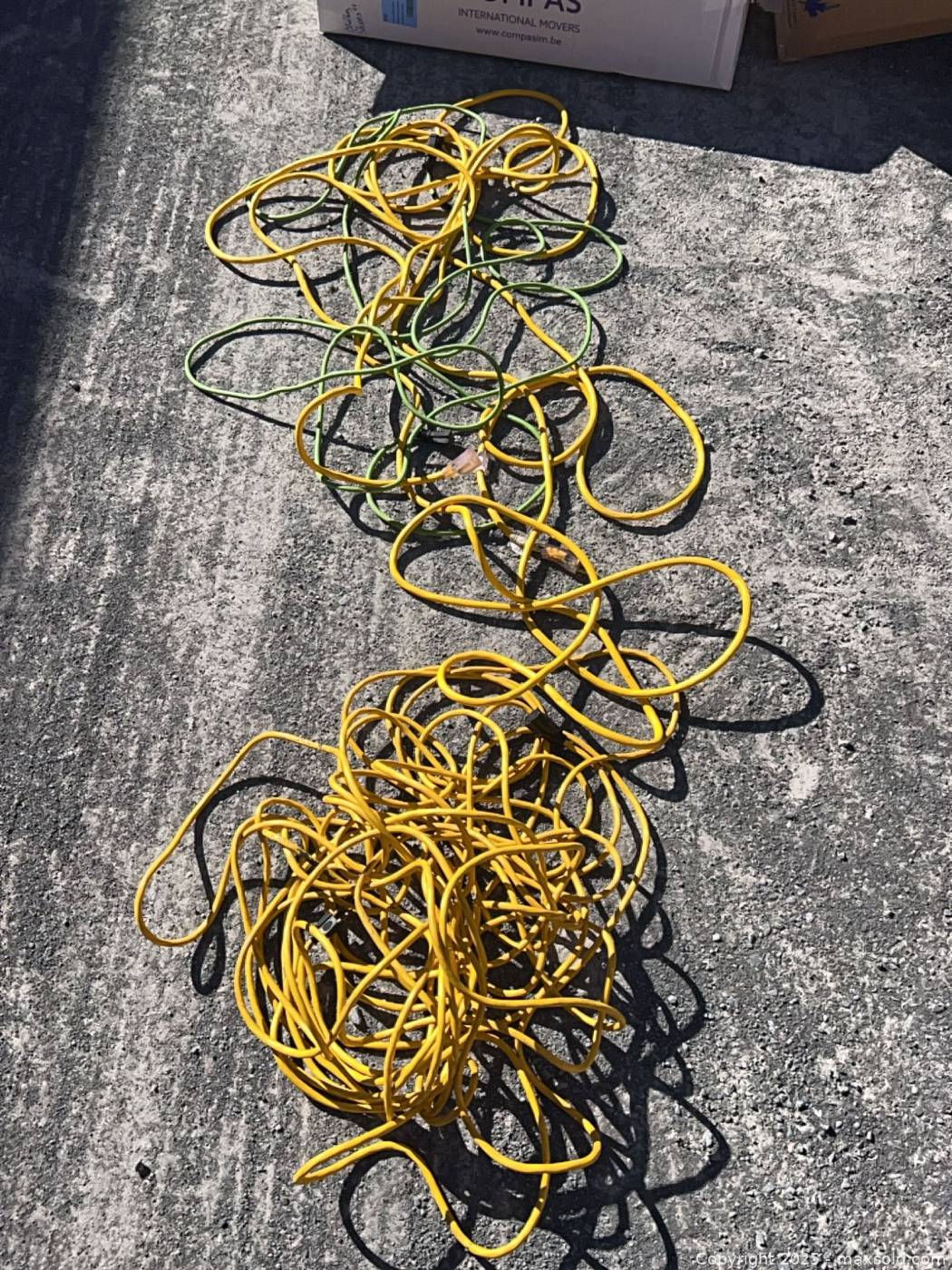 Multiple Extension Cords | Maxsold