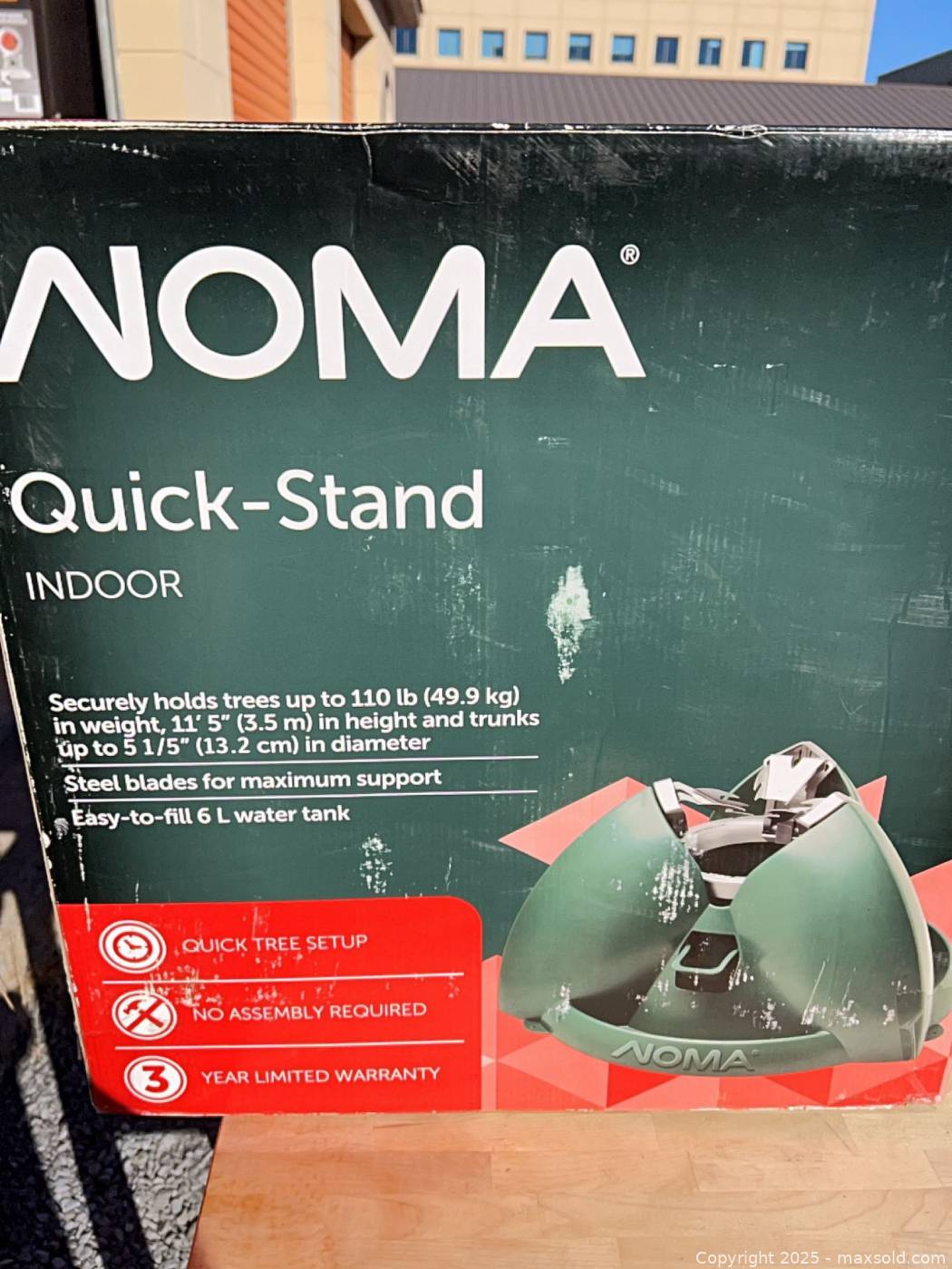 NOMA Quick-Stand indoor Christmas tree stand | Maxsold