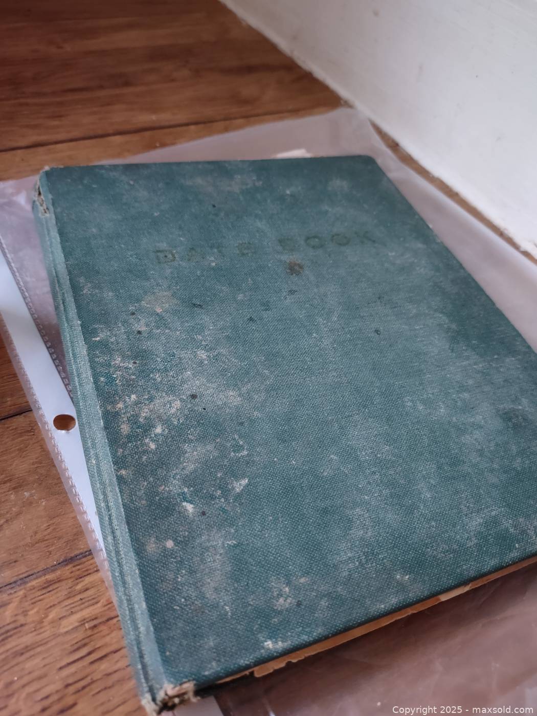 Vintage 1960s handwritten recipe book | Maxsold