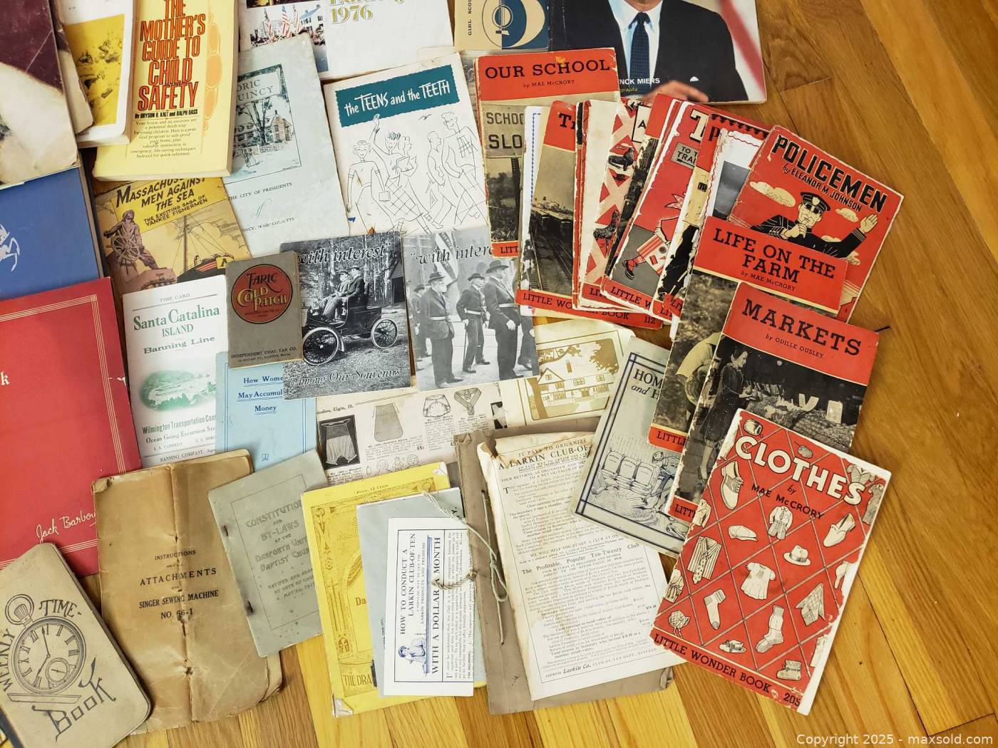 Antique & Vintage Reading Materials | Maxsold