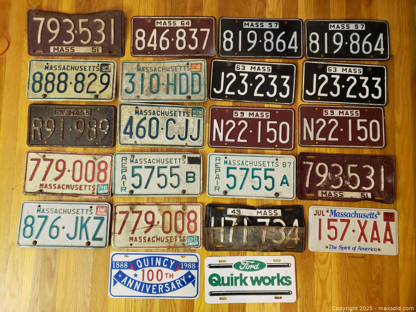 Massachusetts license plates, 1940s-1990s, 22 pc | Maxsold