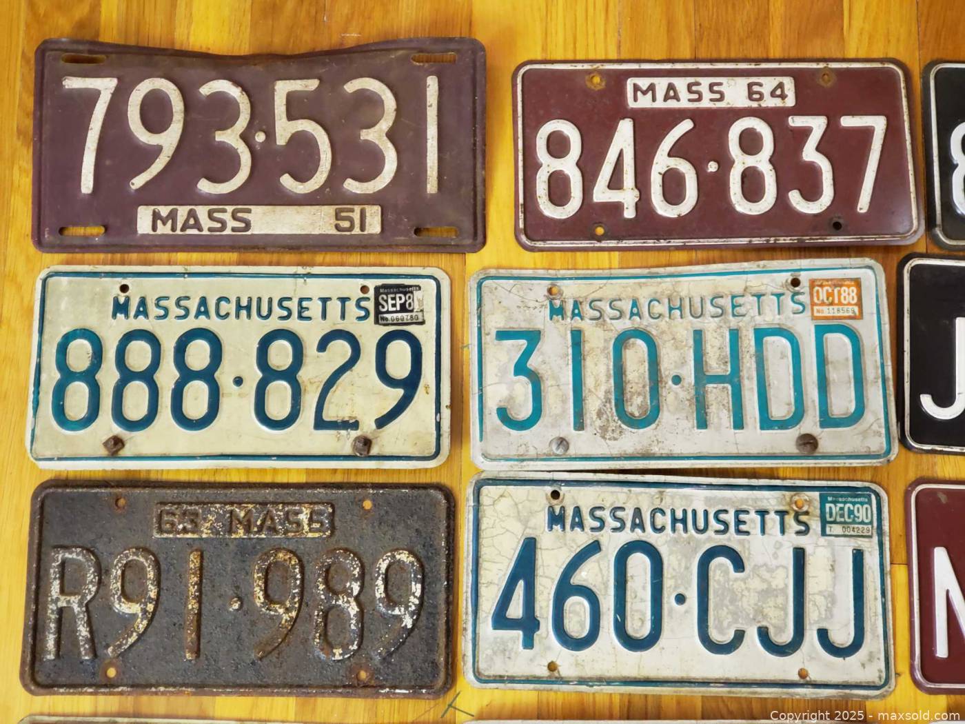 Massachusetts license plates, 1940s-1990s, 22 pc | Maxsold
