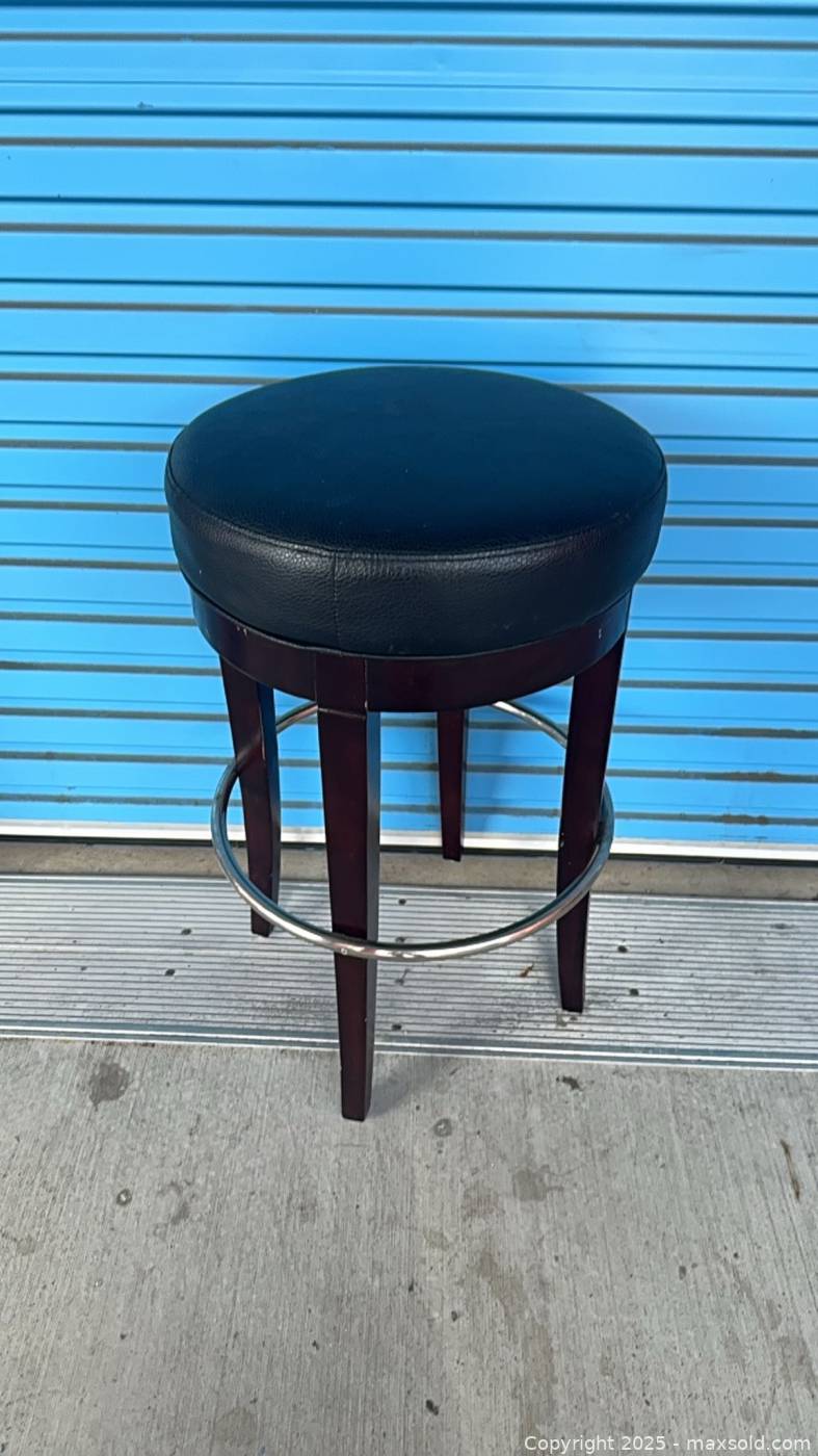 Round black seat bar stool with chrome ring | Maxsold