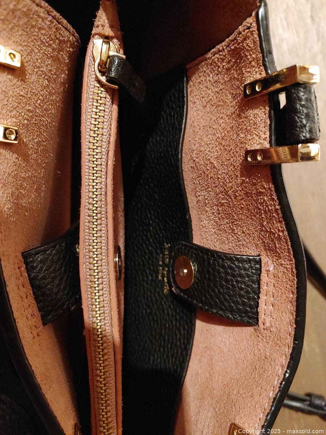 Kate Spade black leather shoulder-crossbody bag | Maxsold