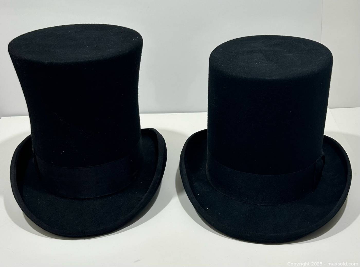Jaxon Stovepipe & Scala Mad Hatter Wool Felt Top Hats Size M | Maxsold